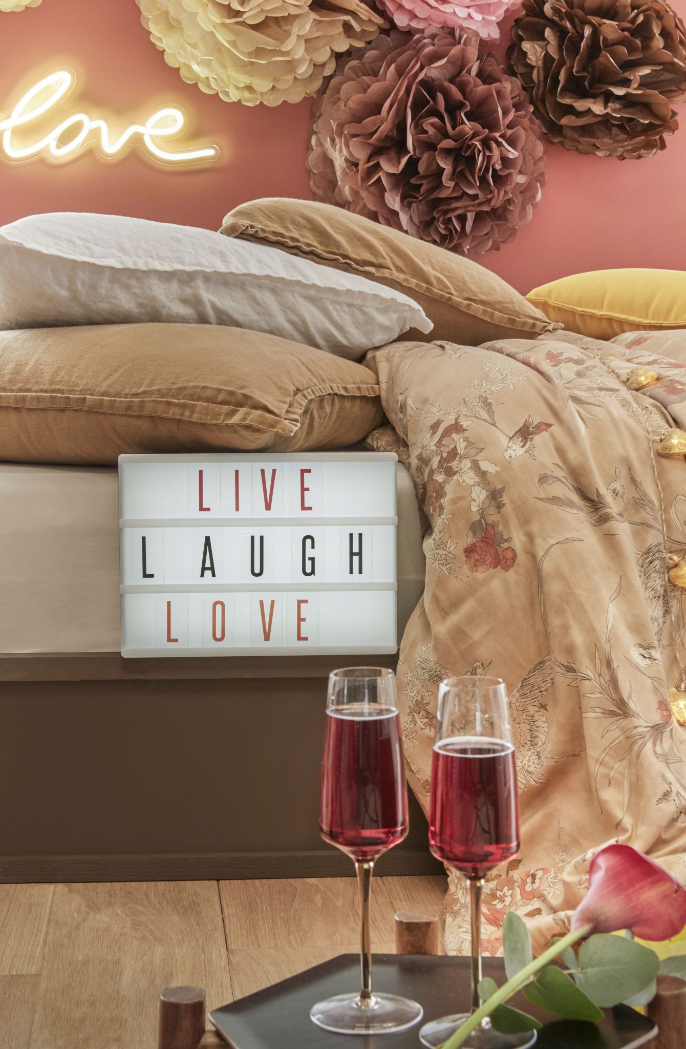 Comment décorer chez soi pour la Saint Valentin ? SkyLantern.fr